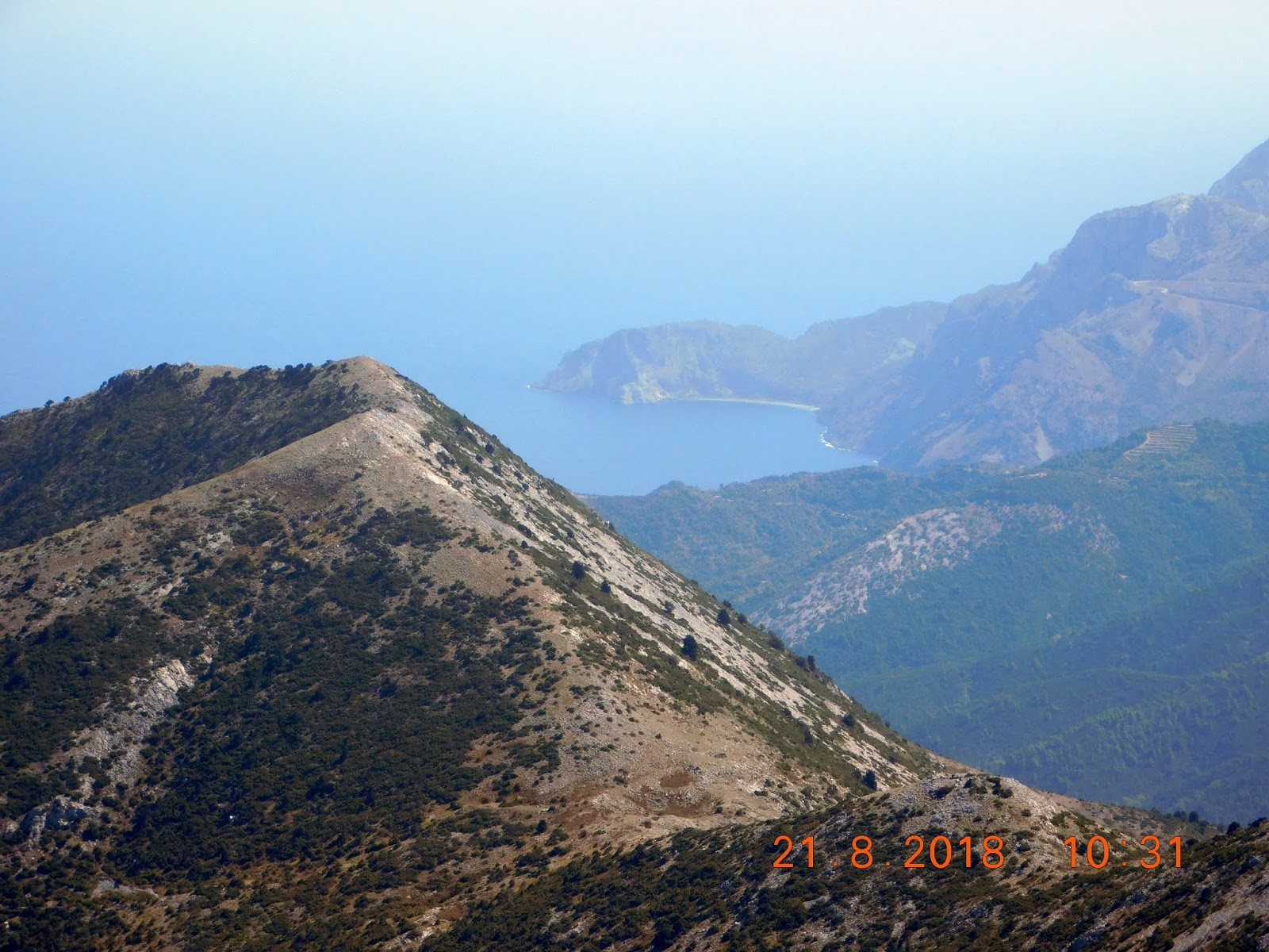 Hiking Hellas: 1/8/18 - 1/9/18