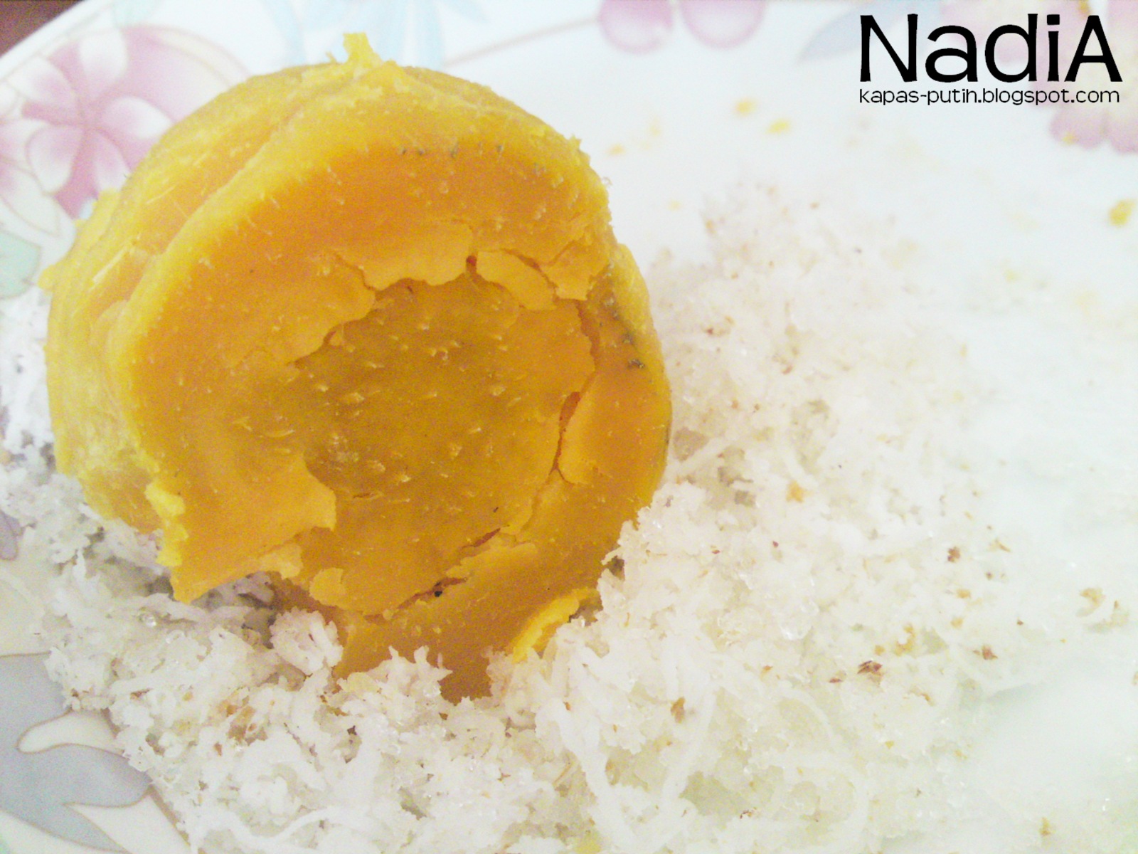 Santai bersama ubi kelapa gula | Oh my by Miss N (Main blog)