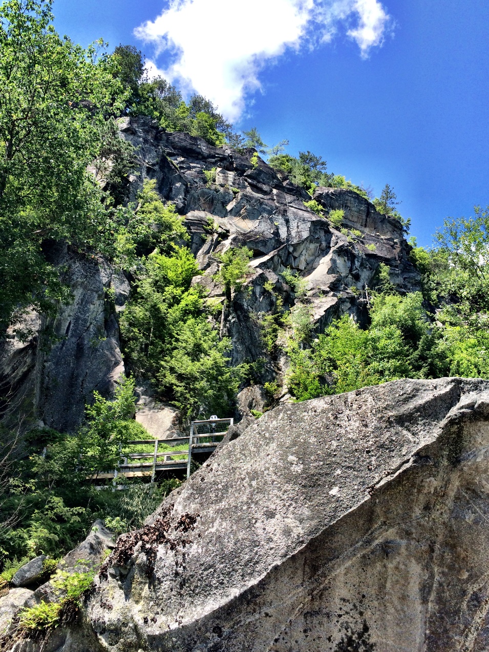 Evan and Lauren's Cool Blog: 7/6/15: Exploring Polar Caves Park Rumney, NH