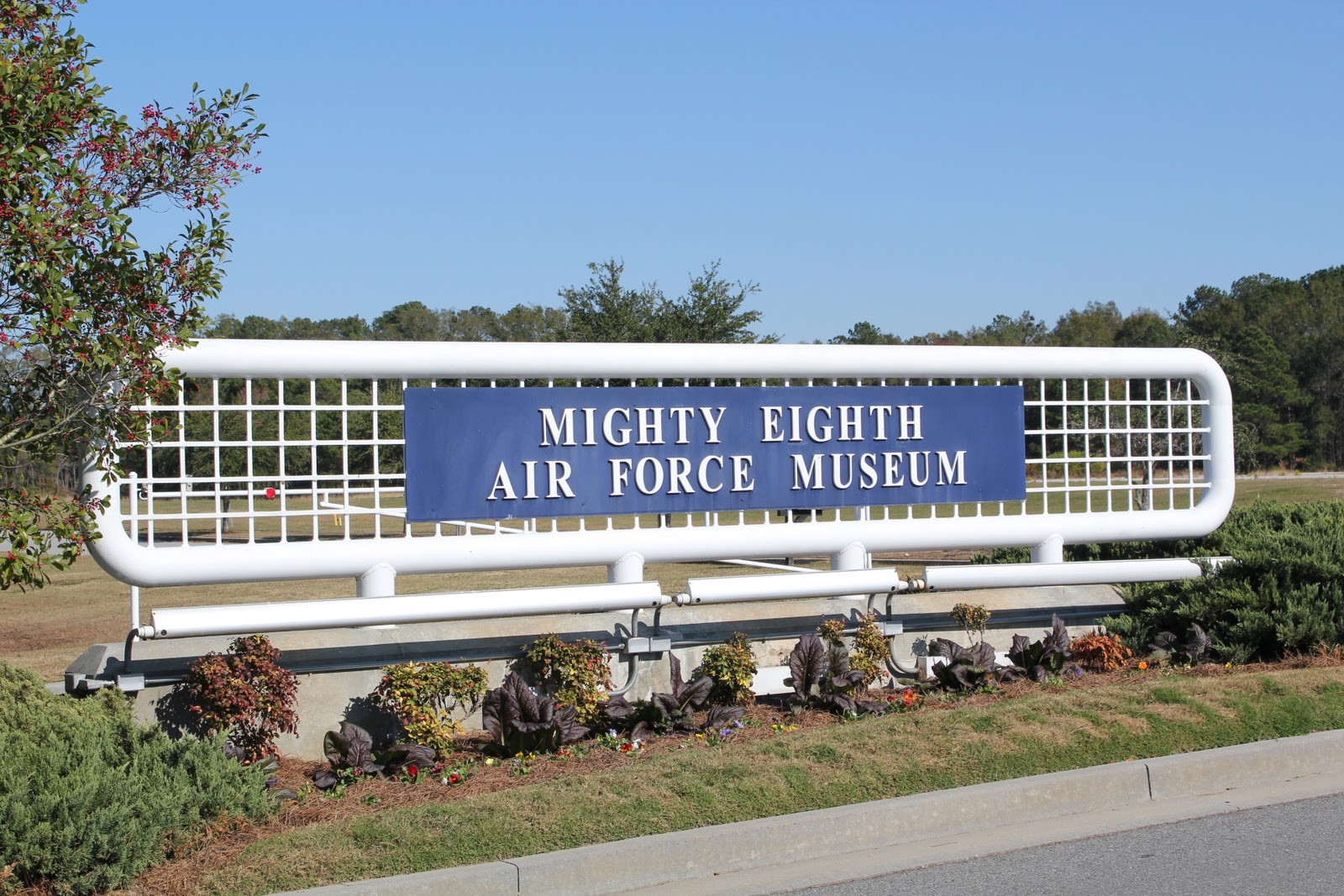 Traveling in our 5th Wheel: The Mighty Eighth Air Force Museum