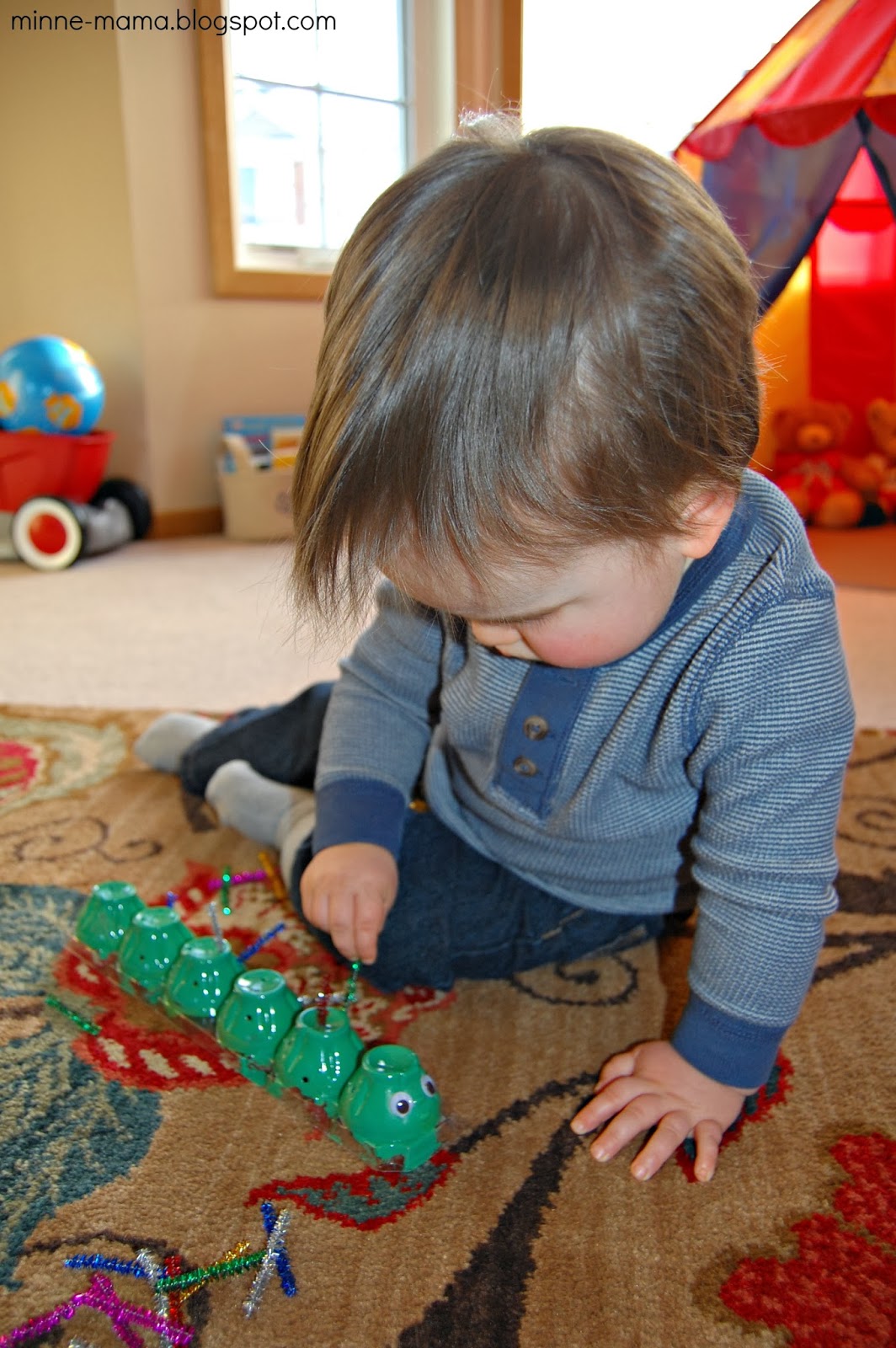 Minne-Mama: Fine Motor Counting with Pipe Cleaners