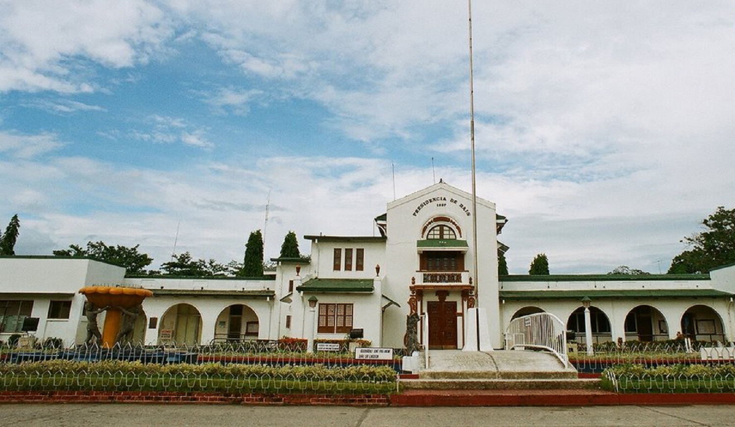 walking distance & et cetera -: Bais city, Negros Occ.