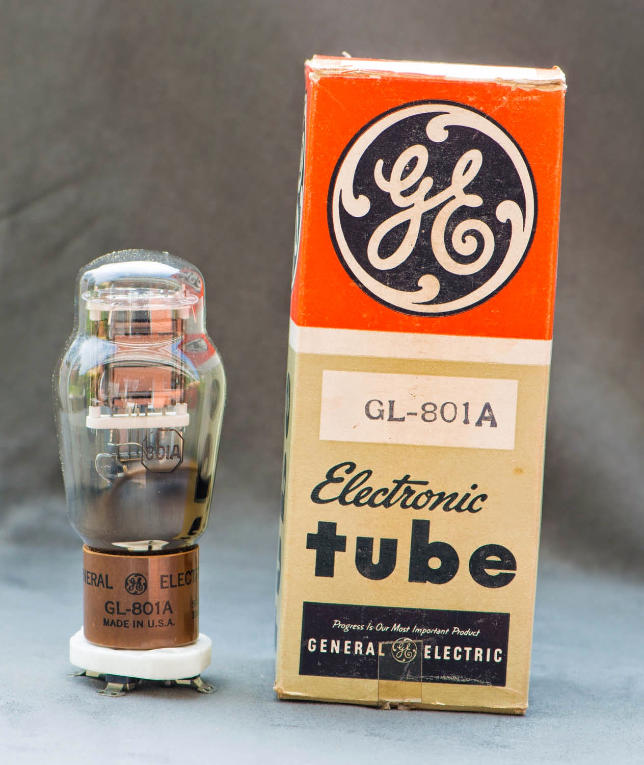 VinylSavor: Tube of the Month : The 801A