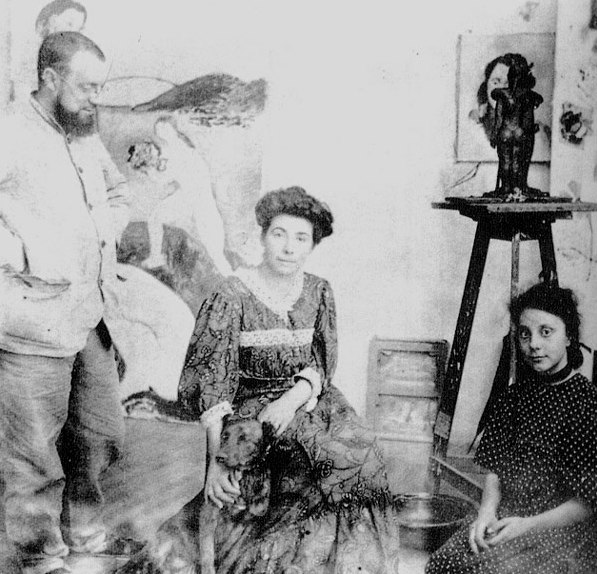 Paula Gomez Blog: Henri Matisse and family in his studio