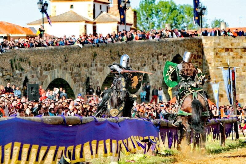 Comarca: Las Justas Medievales del Passo Honroso y Astures y Romanos ...