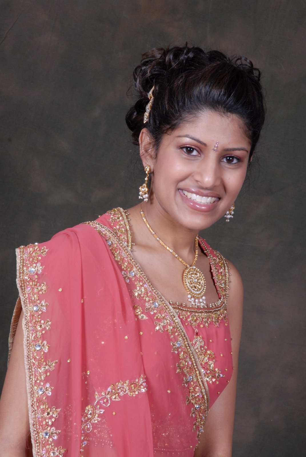 Tamil Girls: tamil girls in silk saree