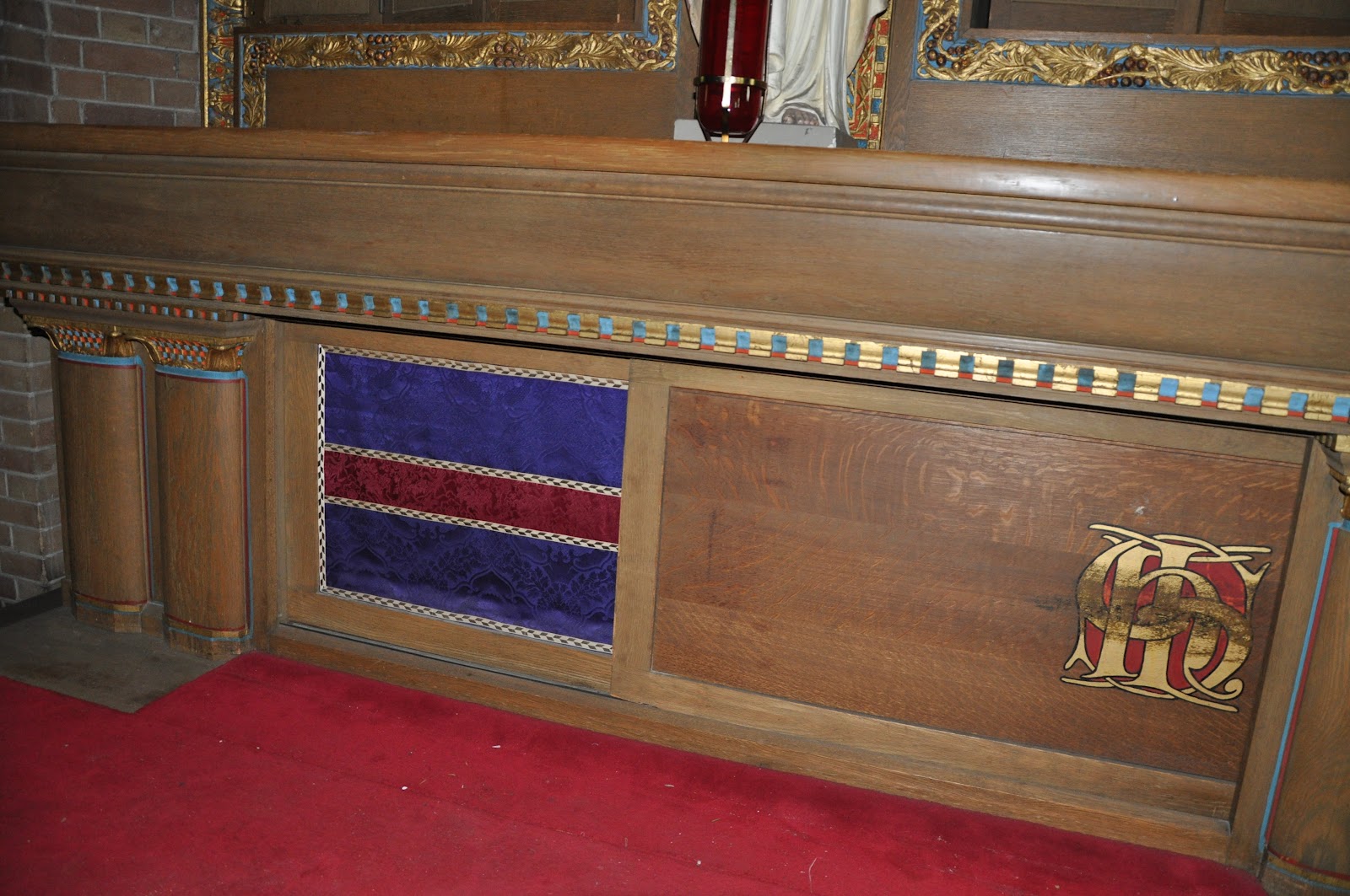 Orbis Catholicus Secundus: Your Built-In Antependium Altar Frontal