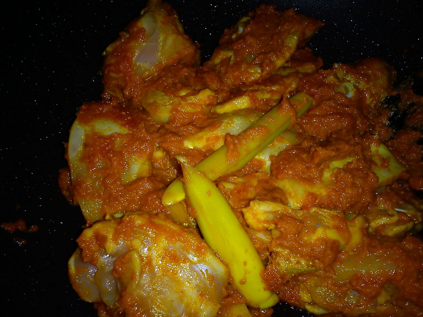 Cooking Pleasure: GULAI AYAM [MALAY STYLE CURRY CHICKEN]