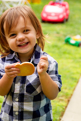 Life on the Mom List: A Goldfish / Under the Sea 2nd Birthday!