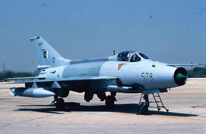 Aircraft World: PAF -7 PG Fighter Aircraft