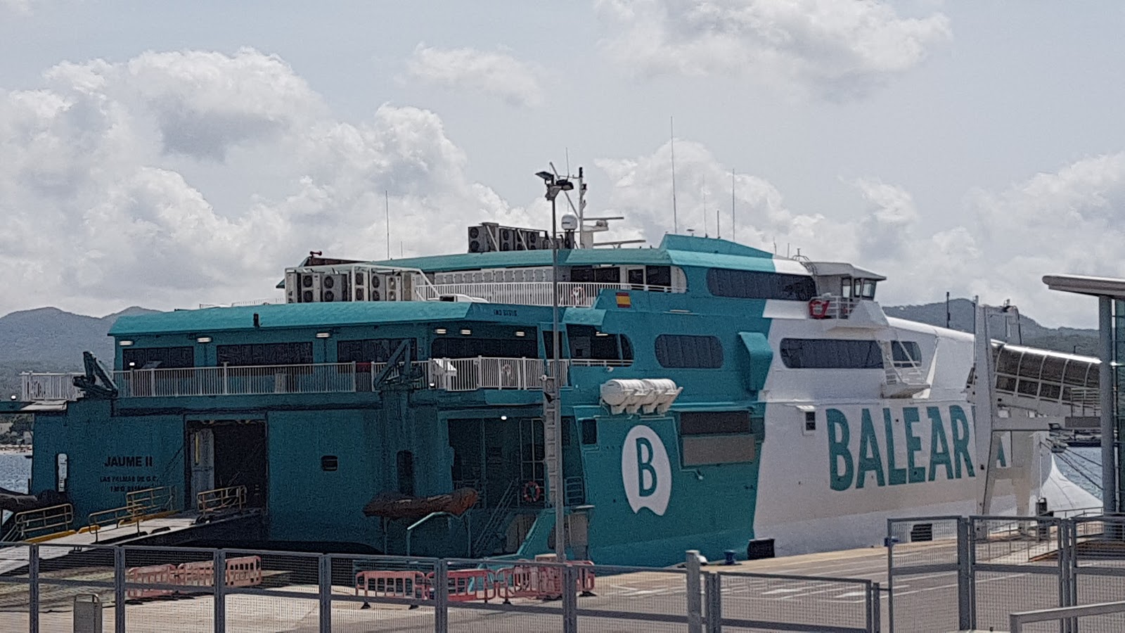 FERRYBALEAR: El Fast Ferry "Jaume II" de Baleària, está realizando en ...