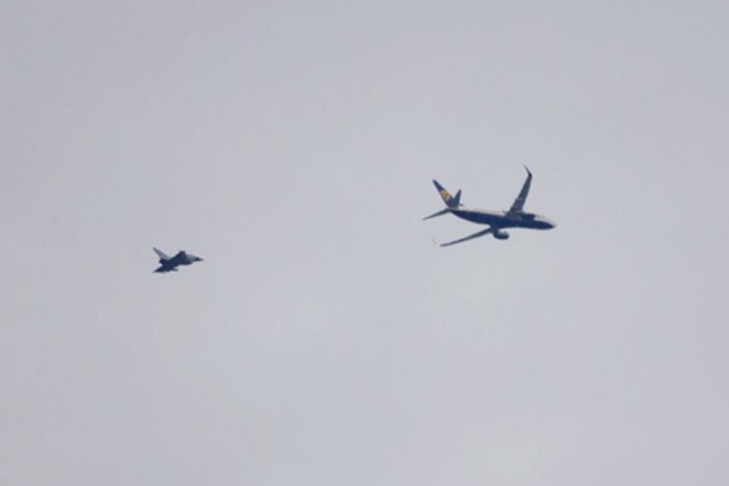 RAF TYPHOON JETS INTERCEPT RYANAIR B737 - Blog Before Flight ...