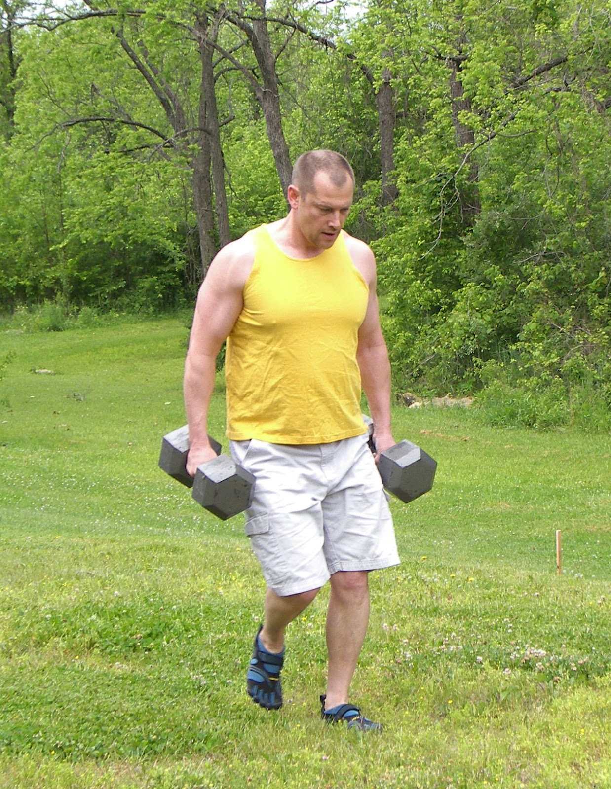 Ray's Weight Training Blog: Farmer's walk: Improve your grip strength