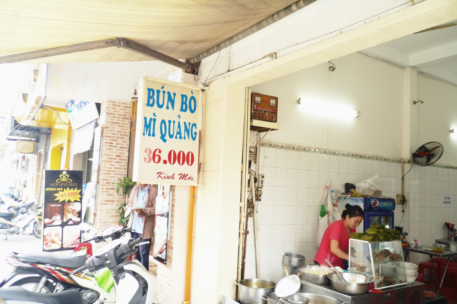 BUN BO TAY LOC『Bun Bo Hue (Vietnamese Beef Noodle Soup)』