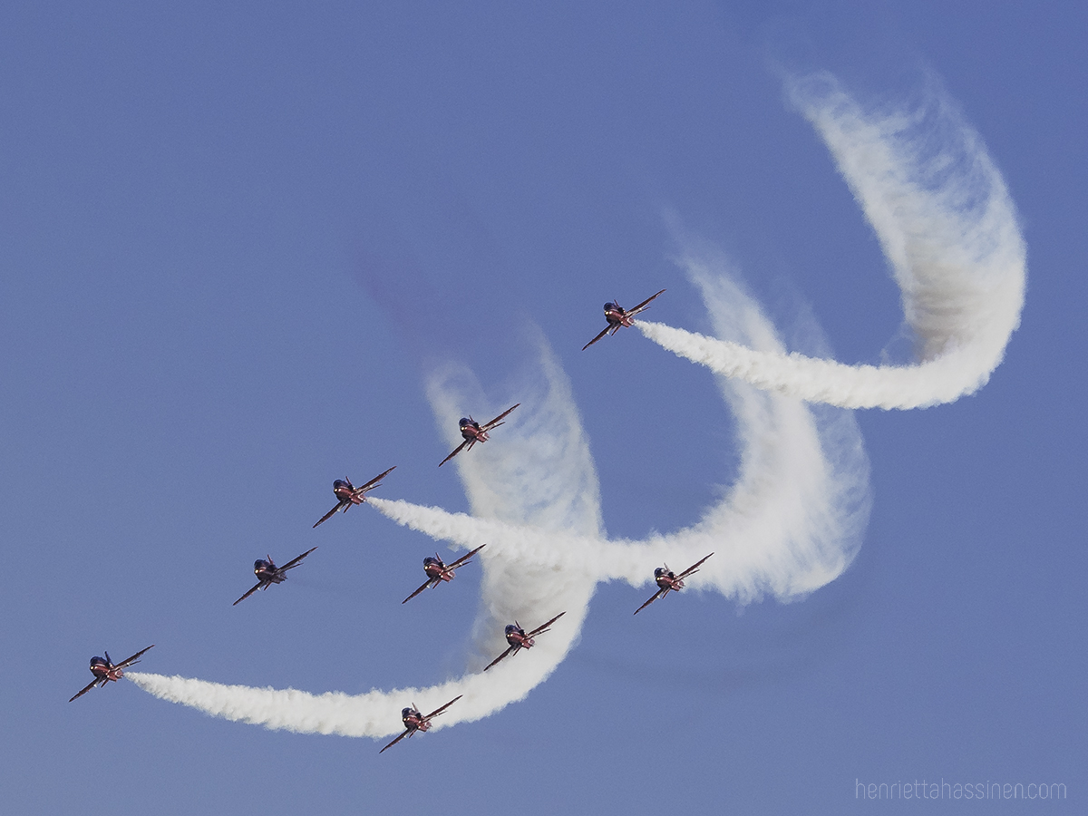Royal Air Force Aerobatic Team, the Red Arrows