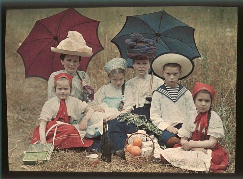 30 Early Color Photographs of Russia from the 1910s ~ Vintage Everyday