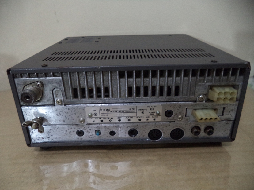 MEDAN RADIO: Icom IC-725 (terjual)