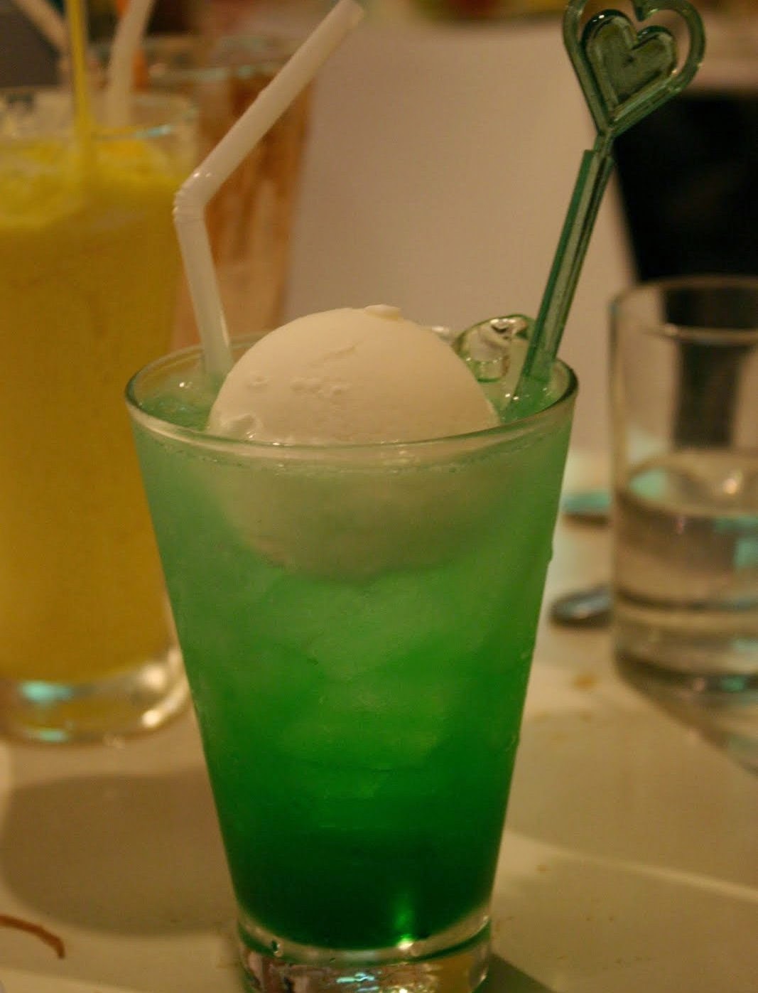 Resep Menu Minuman Berbuka Puasa Lime Float - Kuliner Indonesia