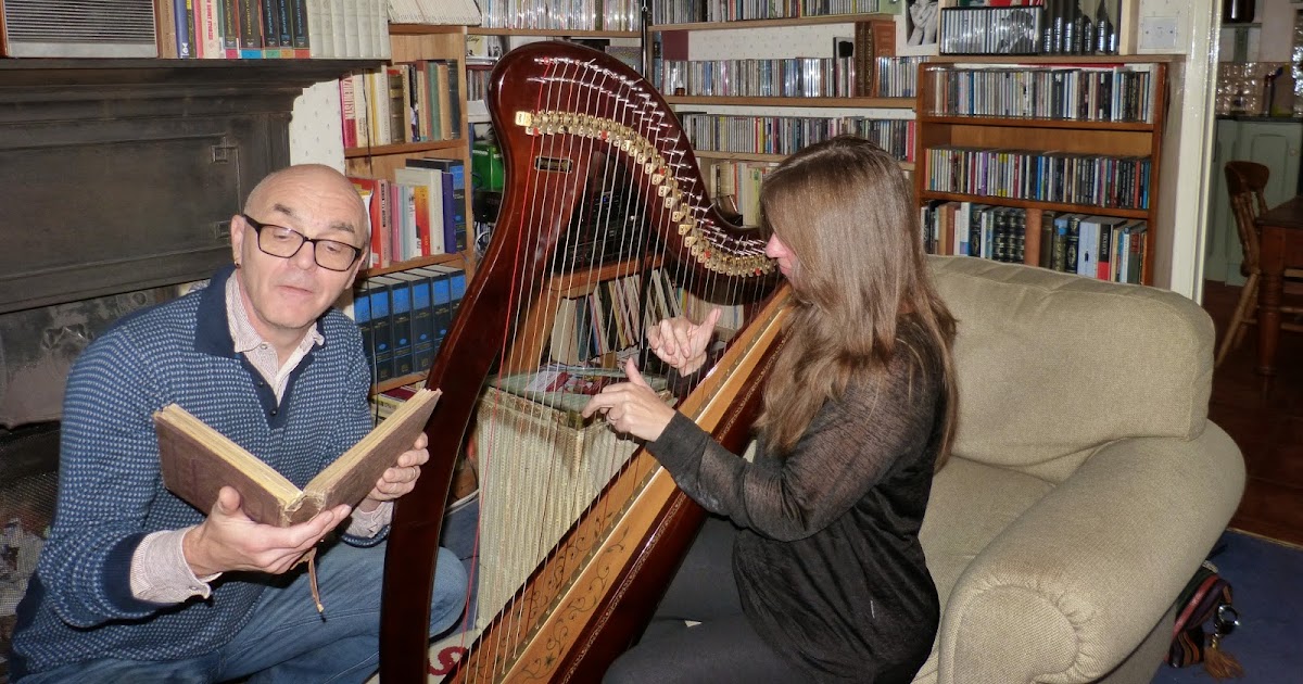 Gareth Calway - Bard On The Wire: Lovehearts and red wine