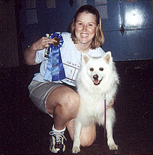 CÓMO EDUCAR A TU PERRO EN FAMILIA PATRICIA B. McCONNELL - Aimee Moore