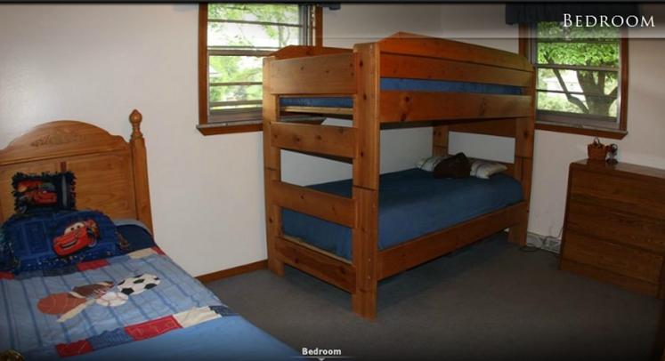 Our House: This 10x13 is the largest of the bedrooms. A little paint ...