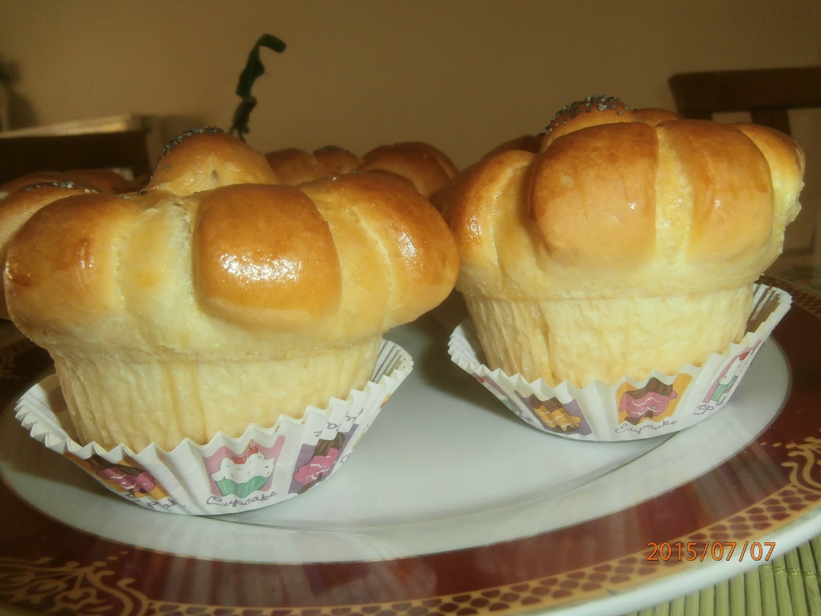 ΠΛΑΘΩ ΖΥΜΑΡΑΚΙΑ ΜΕ ΤΑ ΔΥΟ ΧΕΡΑΚΙΑ ..: MUFFINS ΑΡΜΥΡΑ ME ΤΥΡΙ