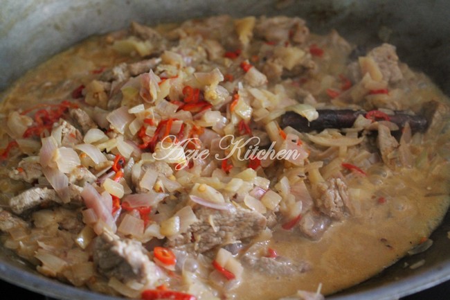 Daging Sekilo Bawang Sekilo - Azie Kitchen