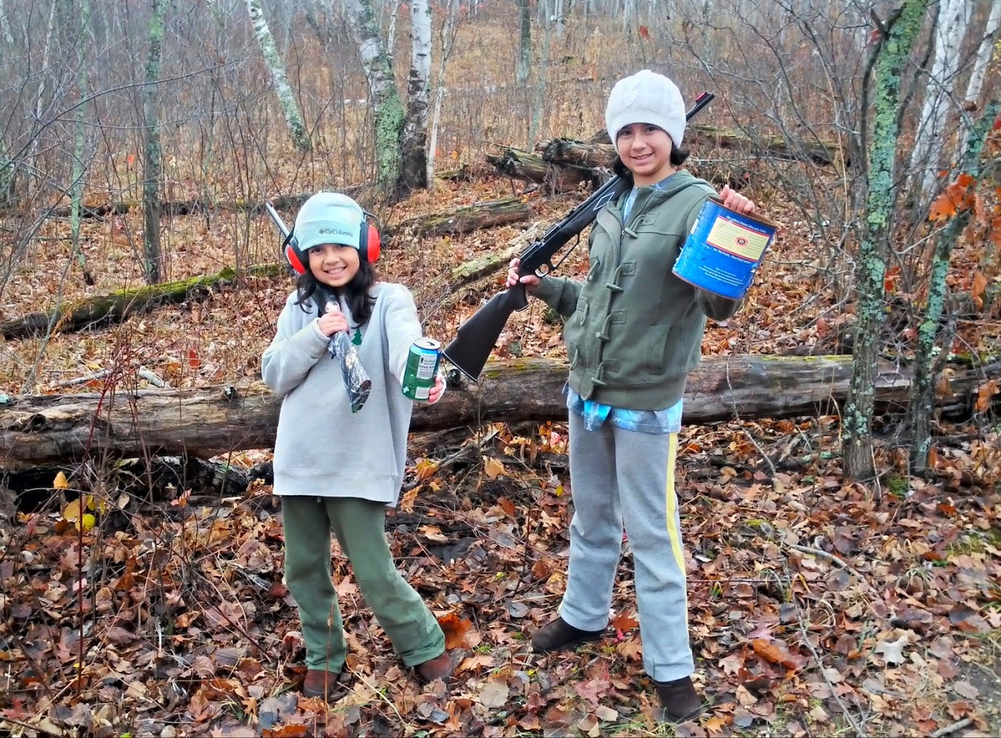 Heathstroke: Two Girls & Three Guns