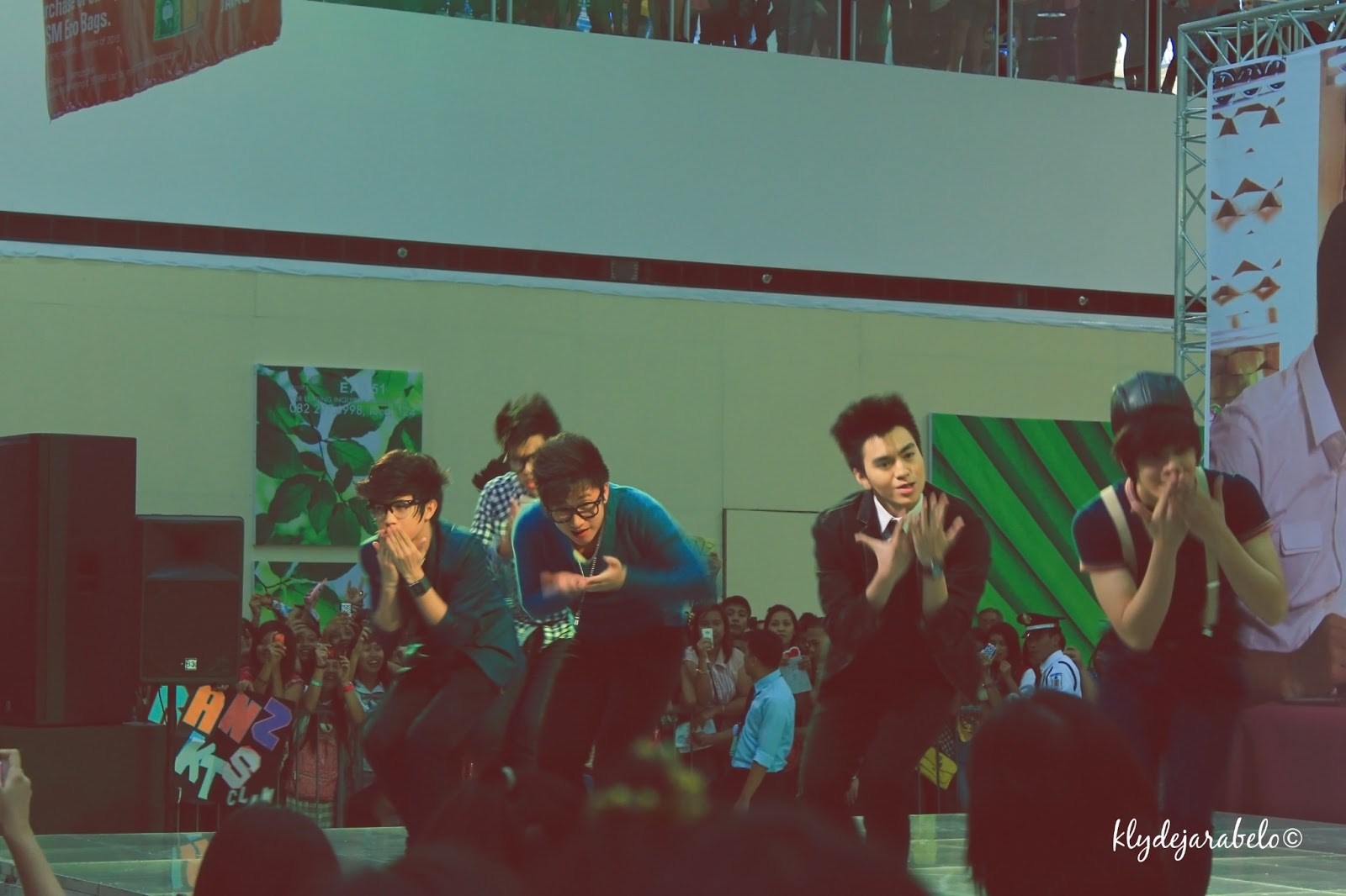 Chicser: A Valentine Show