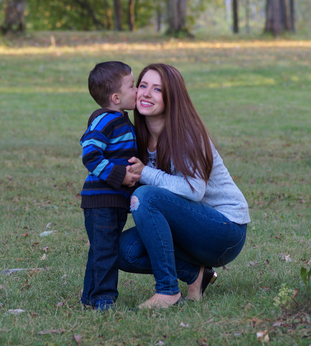 Happy Medley: Being Present {Motherhood Challenges Series}