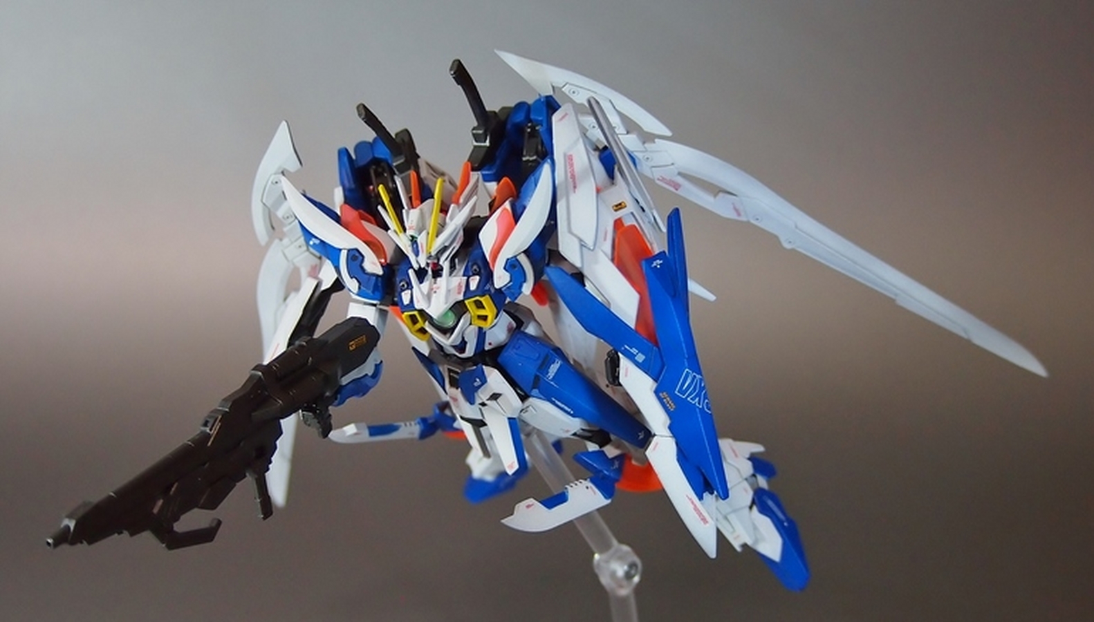 Custom Build: HGBF 1/144 Wing Gundam Vxstair