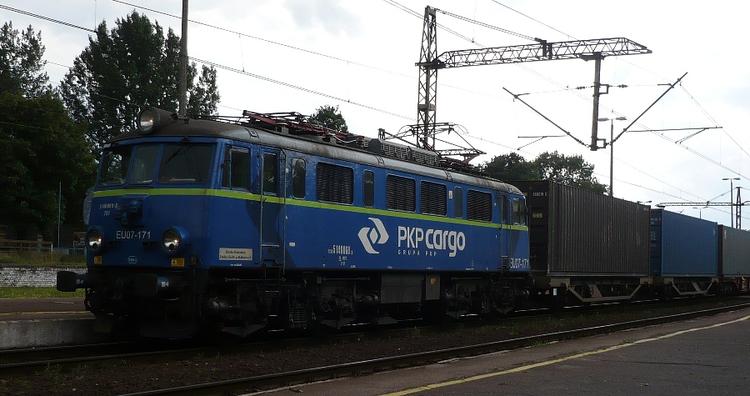 Pociągi pod specjalnym nadzorem: EU07