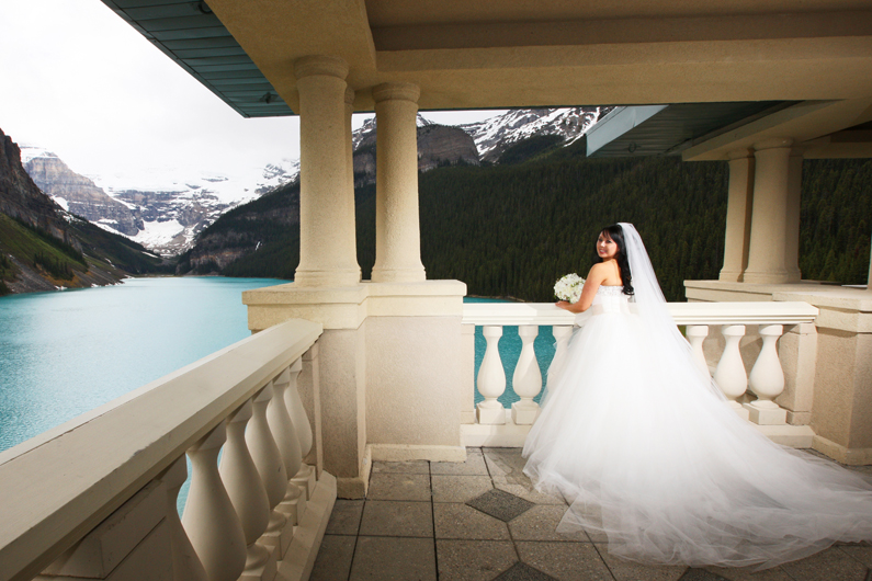 Alpine Peak Photography: Lake Louise Photographer - Lisa & Levi ...