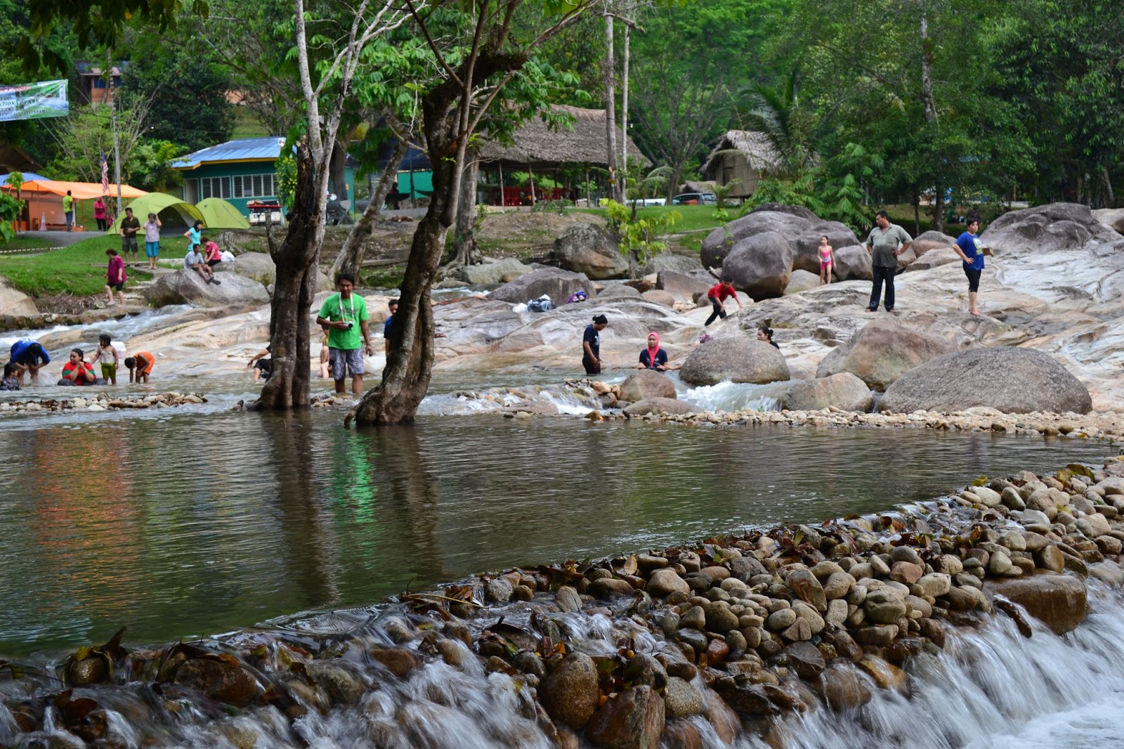 Malaysiana Explorer: Its all There in Lata Lembik