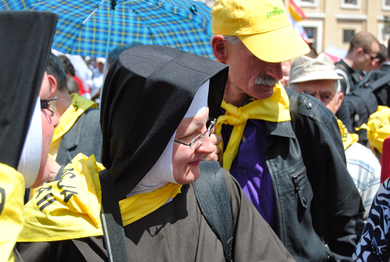 Orbis Catholicus Secundus: Traditional Nuns Habits in the Vatican