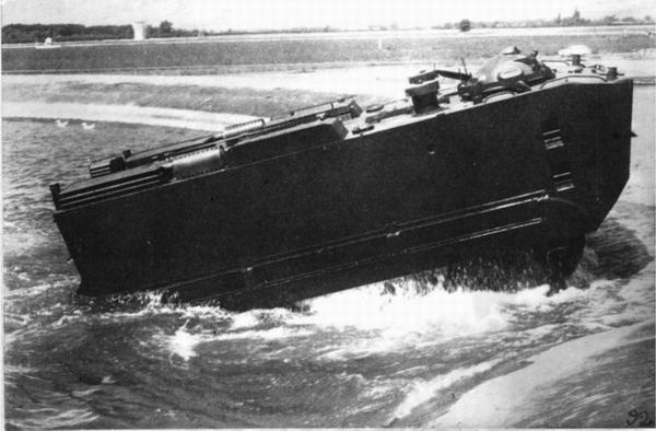 SNAFU!: LVTP-6. The missing link in amtrack development.