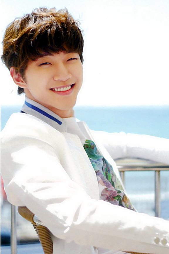 Everything About 2PM: [Poster] 2PM Junho @ "Kimi No Koe" Solo Tour Photobook "Sunshine"