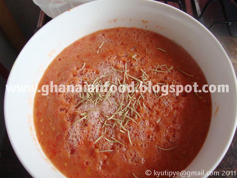 Ghanaian Food: Chicken Stew with Rice and Plantain