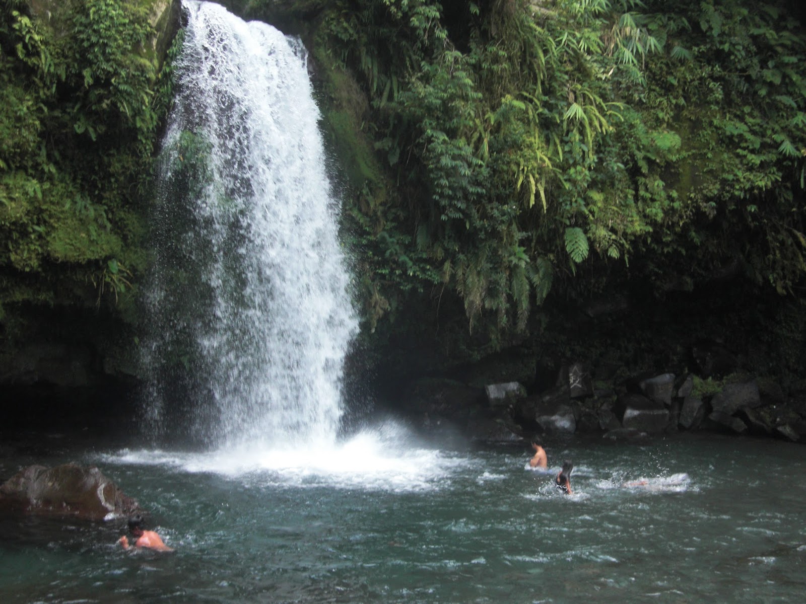 Baron the Explorer: Majayjay Falls of Laguna: Freezing in a daylight