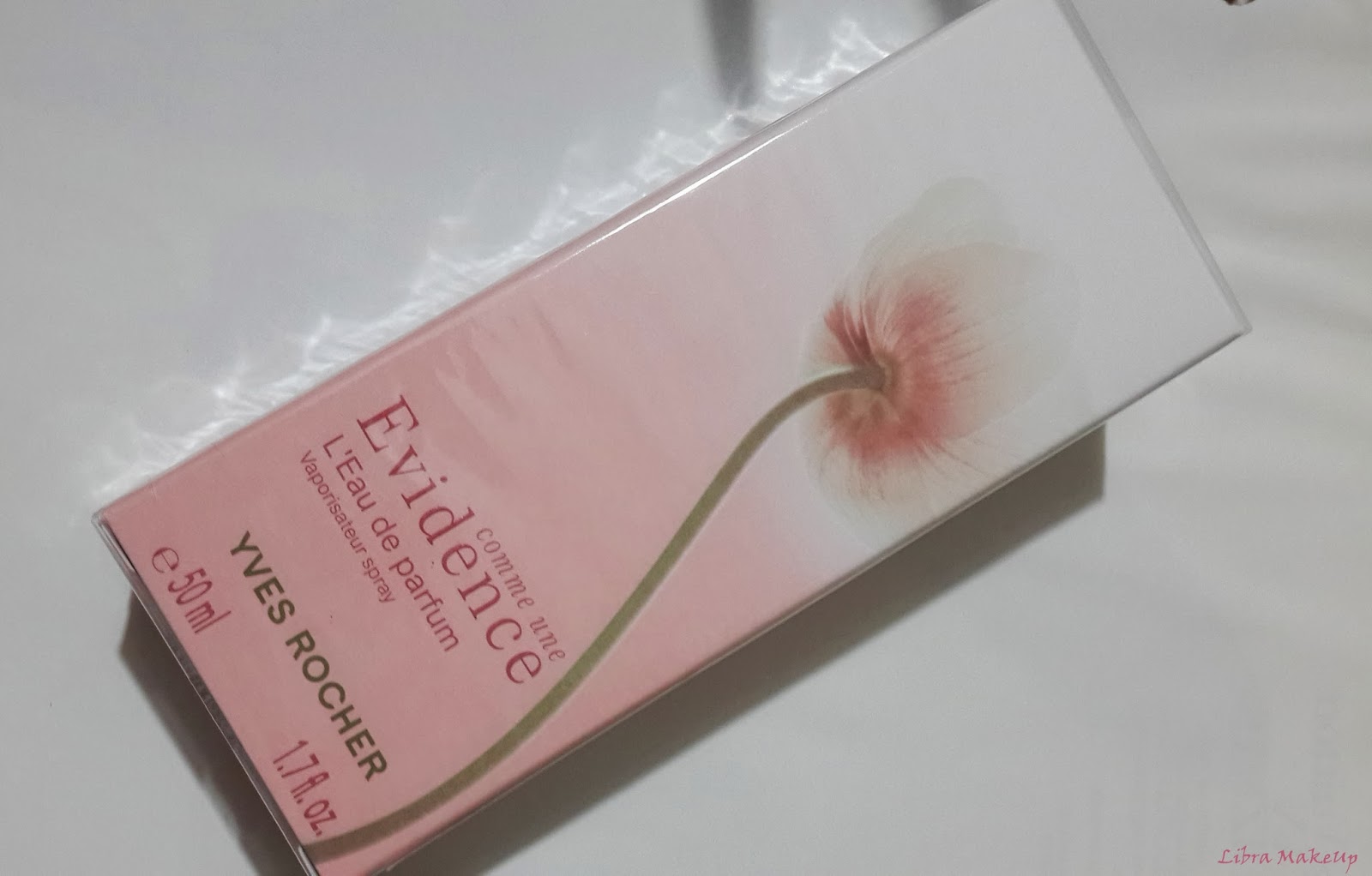Libra Makeup: Yves Rocher Comme une Evidence EDP