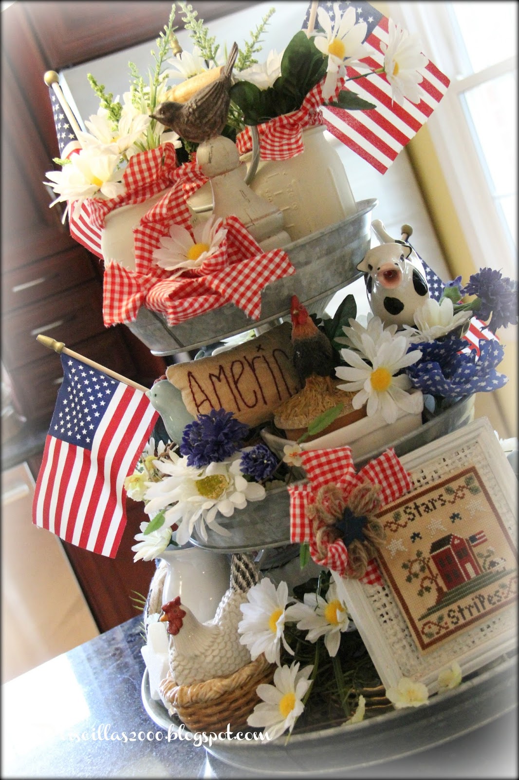 Priscillas: Red,White & Blue Galvanized Tiered Tray