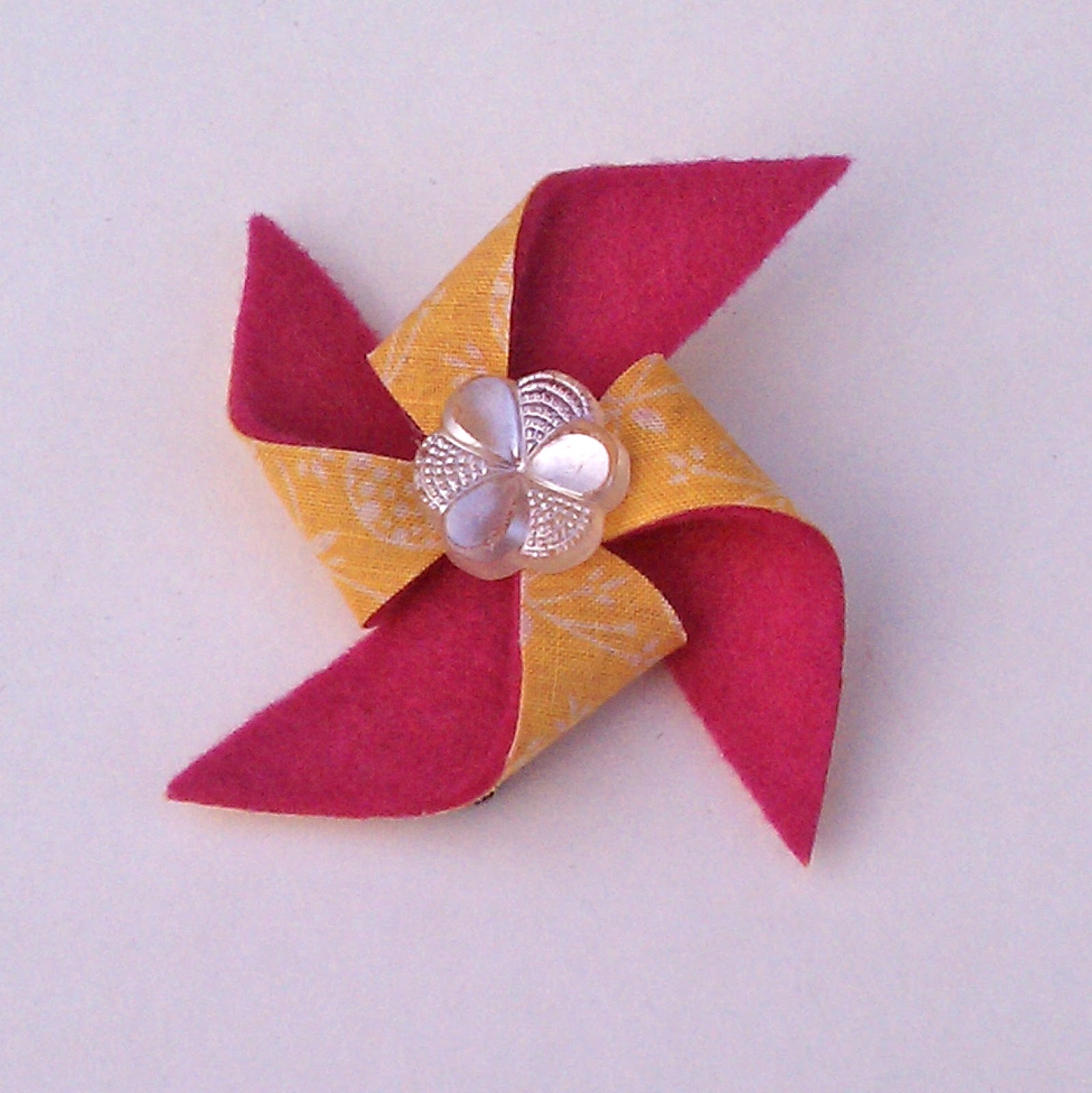 Old Yarn Girls: Pinwheel, Pinwheel Spinning Round