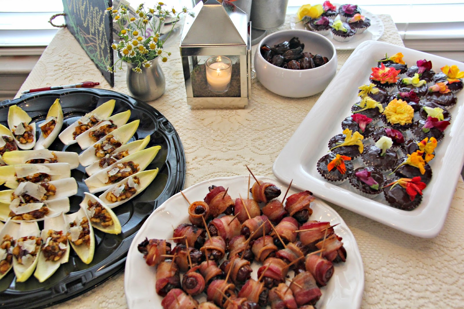 Moore Minutes: Girlish FLOWER arranging POTLUCK party 2014