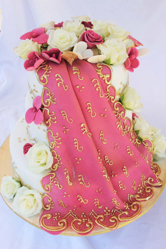 Lulu Belle Cakes: Saree Wedding Cake