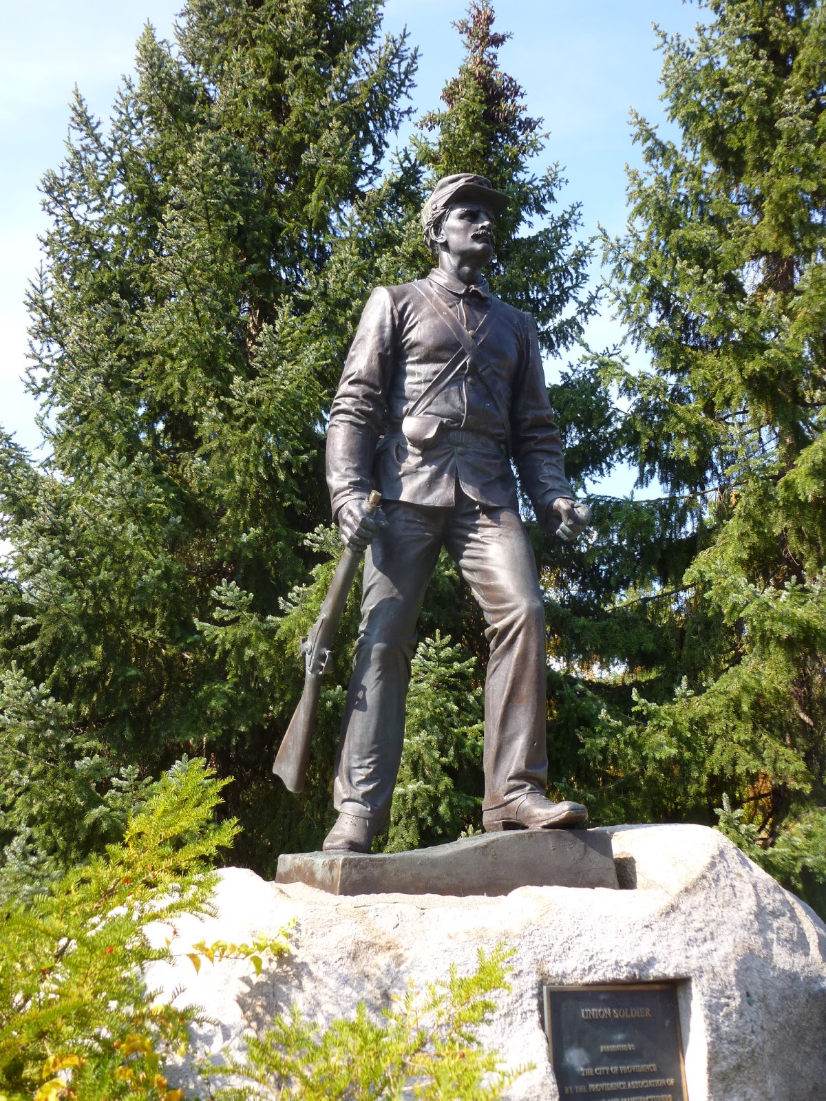 Photo-ops: Civil War Monument: Union Soldier - Providence, RI
