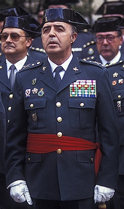 LOS CAIMANES CABREADOS: QUIEN ACABO CON ETA FUE EL GENERAL GALINDO Y ...