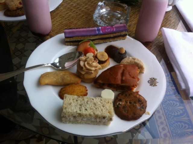 Aspects of Life with a Little Spice: Royal High Tea at Taj Falaknuma Palace