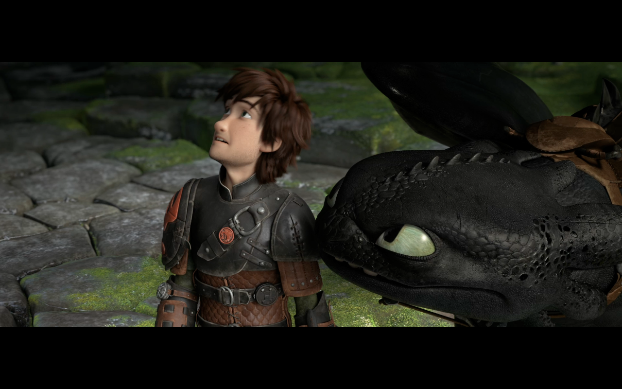 Toothless the Nightfury: Screecaps from the trailer!