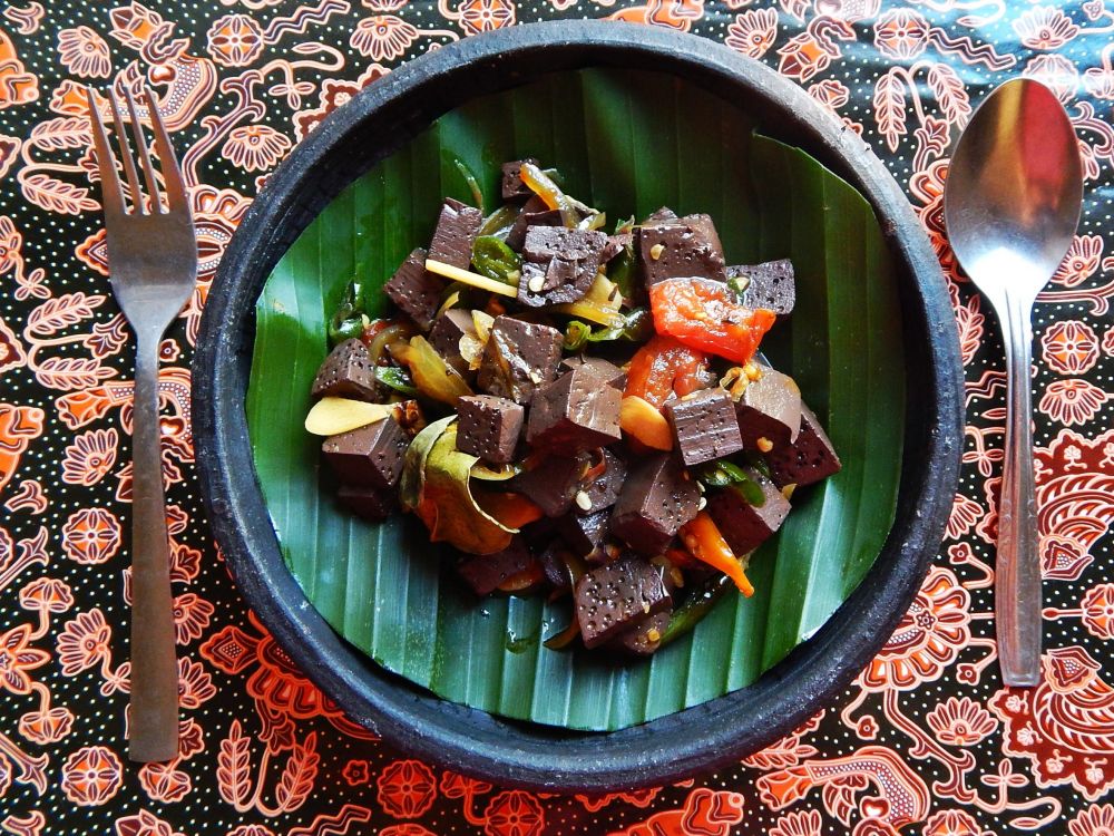 5 Kuliner ekstrem ini terbuat dari darah sapi, ada khas Indonesia ...