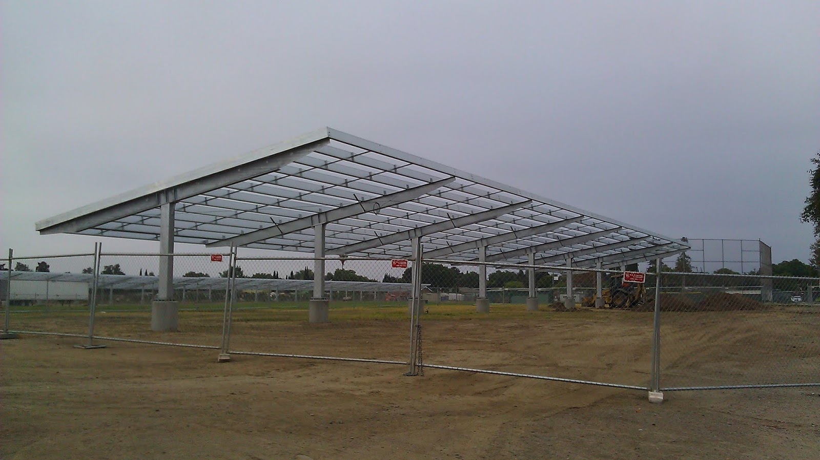 LRE RESEARCH: SOLAR ENERGY TECHNOLOGY AND MOORE'S LAW